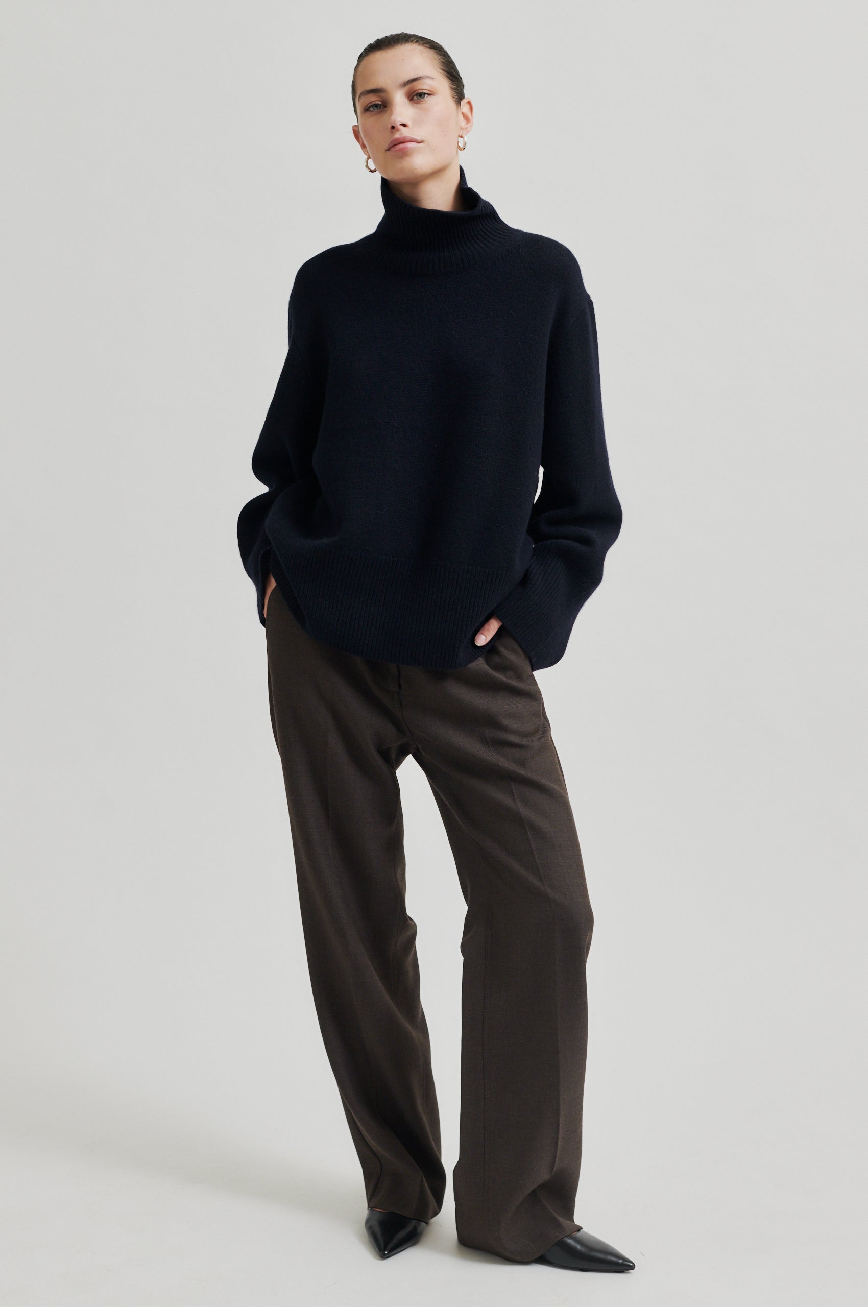 Alpha Knit T-Neck – secondfemale.com